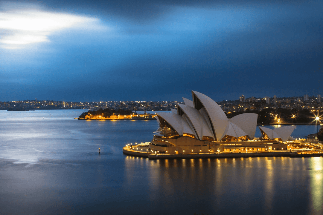 TOP 10 places to visit in Australia | Sunheron