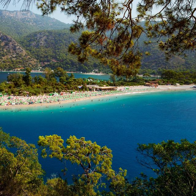 Top 7 Destinations to Swim at Turquoise-Water Beaches in June | Sunheron