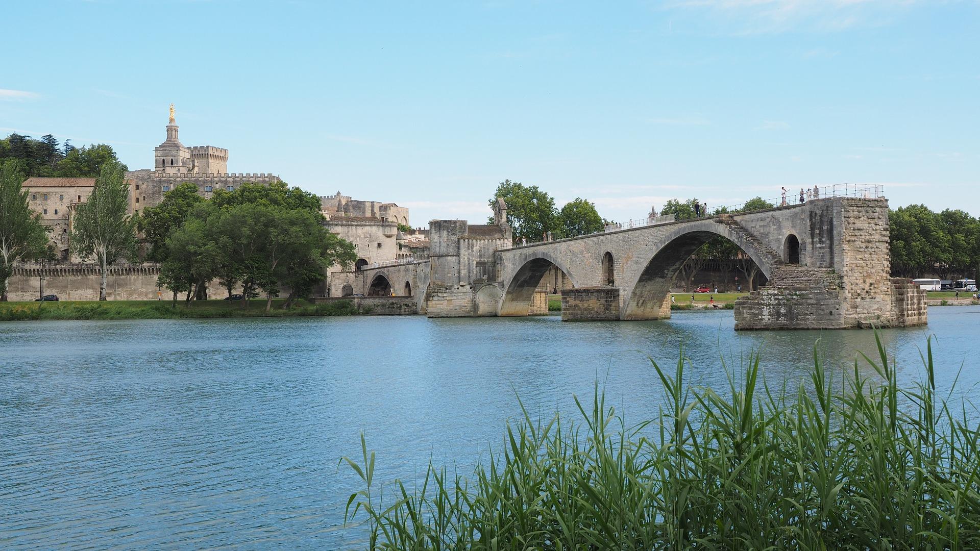 Avignon weather and climate in 2024 | Sunheron